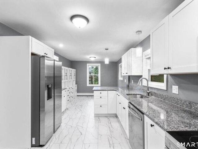 house with 4 bedroom, Vernon CT DS104480598
