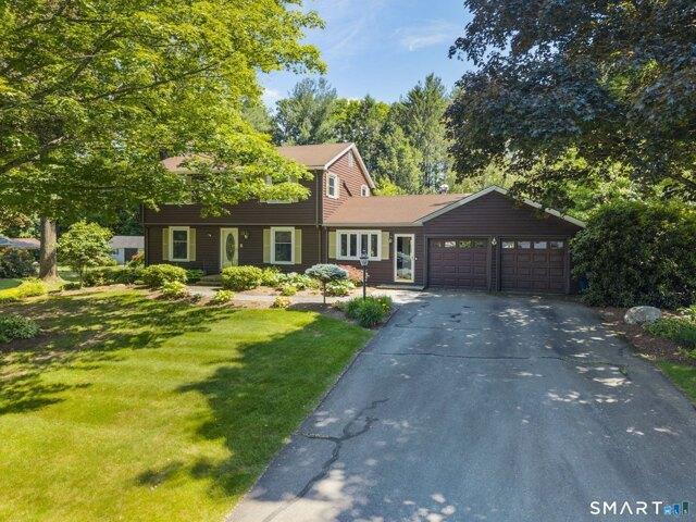 house with 4 bedroom, Vernon CT DS104077800