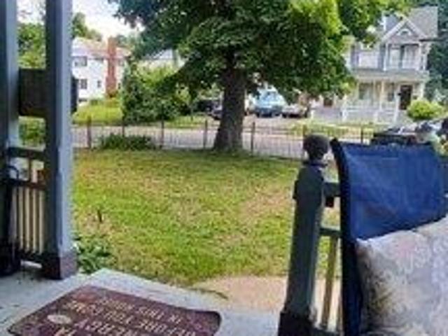 house with 4 bedroom, Vernon CT ES105115087