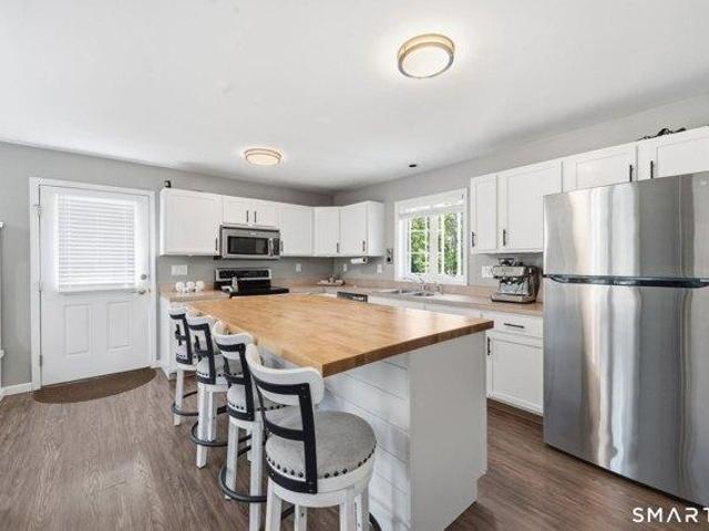 house with 4 bedroom, Vernon CT ES105230789