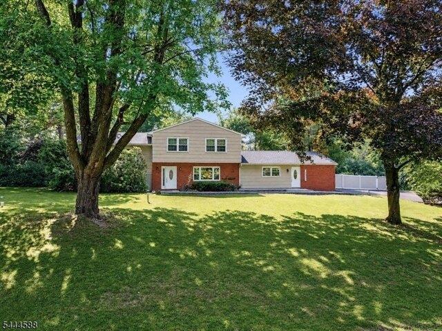 house with 4 bedroom, Vernon NJ ES104567522