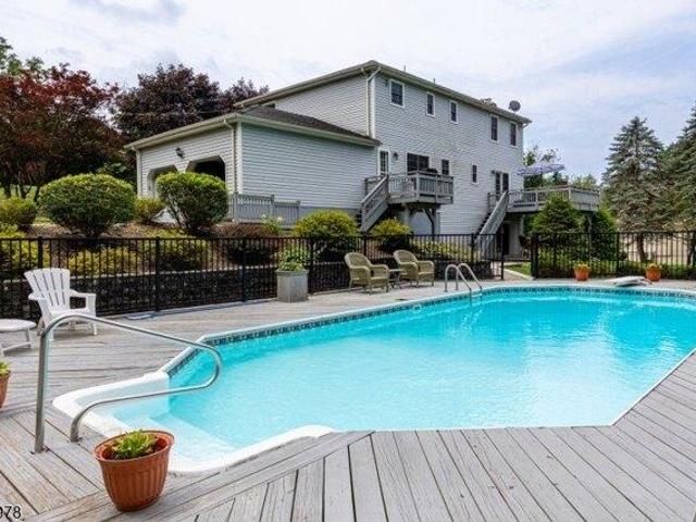 house with 4 bedroom, Vernon NJ ES104848959
