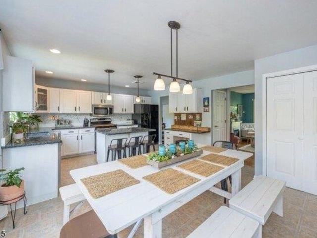 house with 4 bedroom, Vernon NJ ES105293593