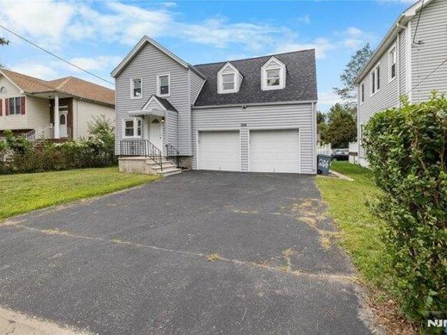 house with 4 bedroom, Verona NJ ES104852725