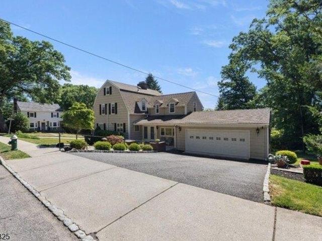 house with 4 bedroom, Verona NJ ES104329818