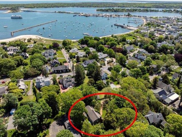 house with 4 bedroom, Vineyard Haven MA DLS102062284
