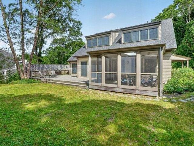 house with 4 bedroom, Vineyard Haven MA ES105096126