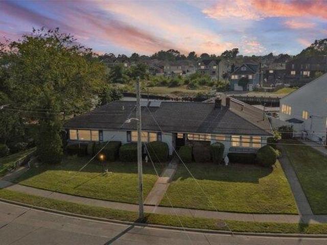 house with 4 bedroom, Wantagh NY DS93195481