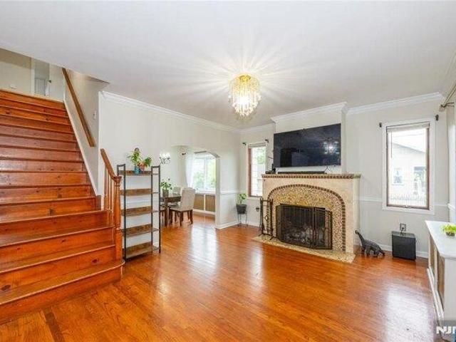 house with 4 bedroom, Wanaque NJ DS104235500