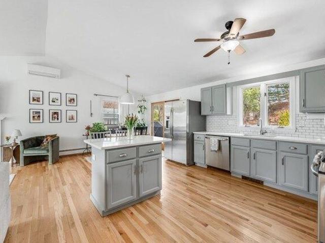 house with 4 bedroom, Wakefield MA DS102560248