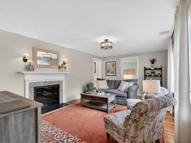 house with 4 bedroom, Wakefield MA DS102962350