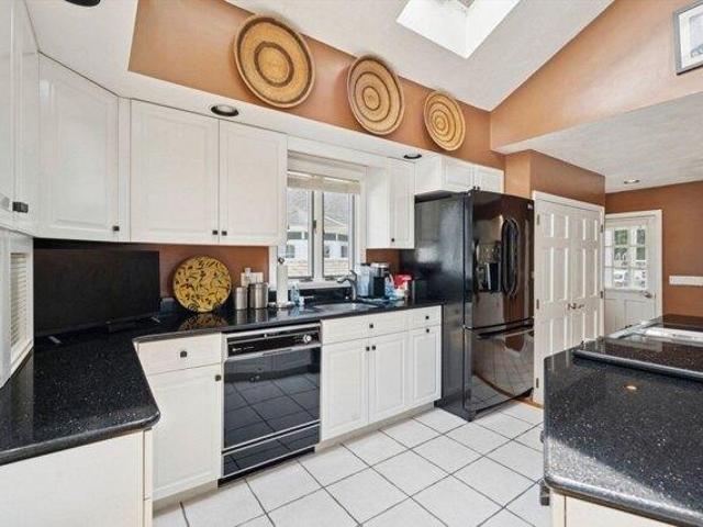 house with 4 bedroom, Wakefield MA ES104478660