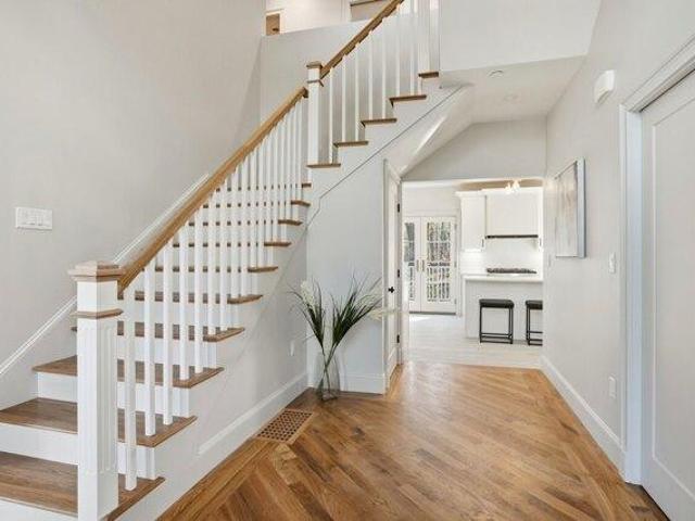 house with 4 bedroom, Wakefield MA ES105041015