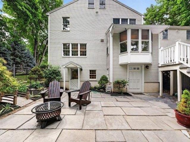house with 4 bedroom, Wakefield MA ES105060217