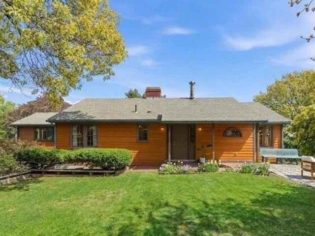 house with 4 bedroom, Wakefield MA ES105172544