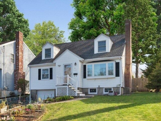 house with 4 bedroom, Waltham MA DLS103070860