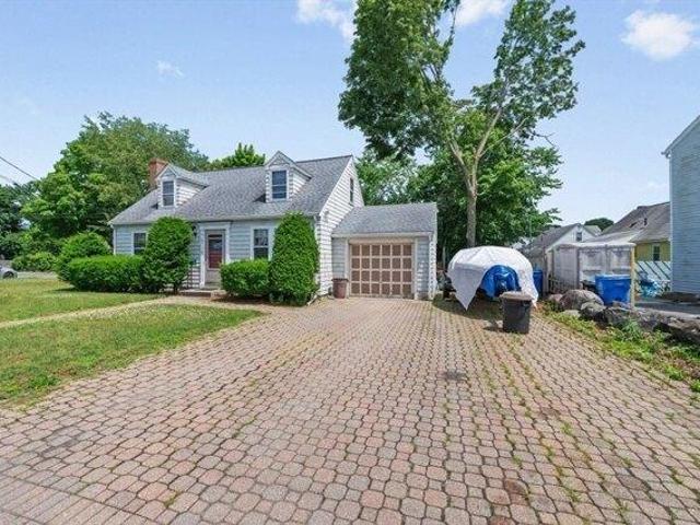 house with 4 bedroom, Waltham MA DS104297980