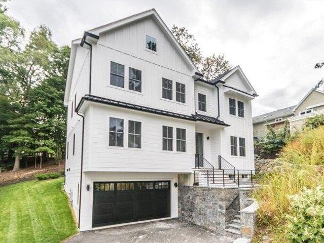 house with 4 bedroom, Waltham MA DS103071891
