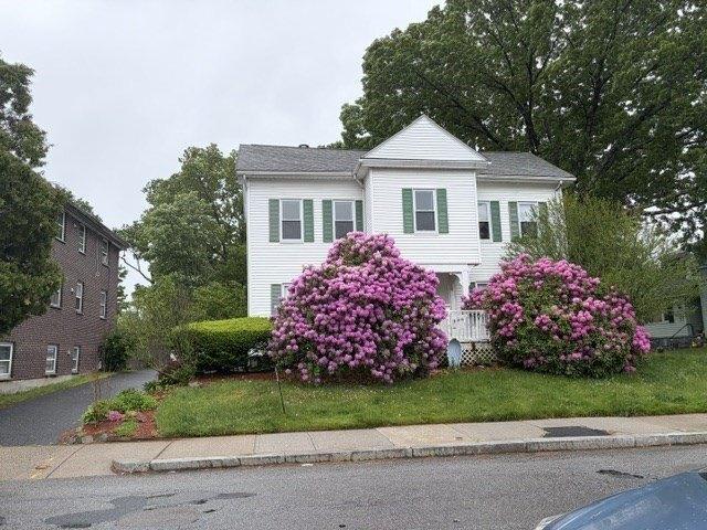 house with 4 bedroom, Waltham MA ES104442874
