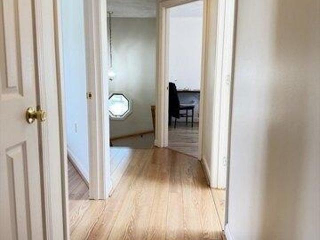 house with 4 bedroom, Waltham MA ES105109596