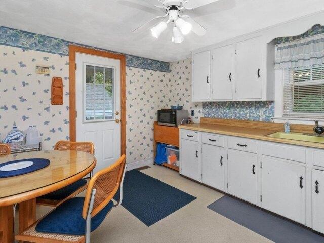 house with 4 bedroom, Waltham MA ES105141595