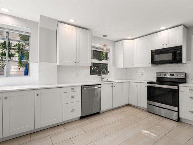 house with 4 bedroom, Waltham MA ES103073206