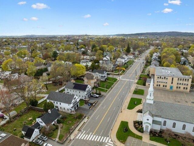 house with 4 bedroom, Waltham MA ES103097356