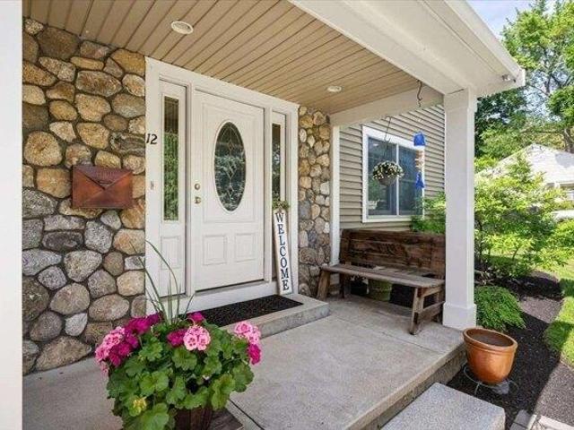 house with 4 bedroom, Waltham MA ES103431643