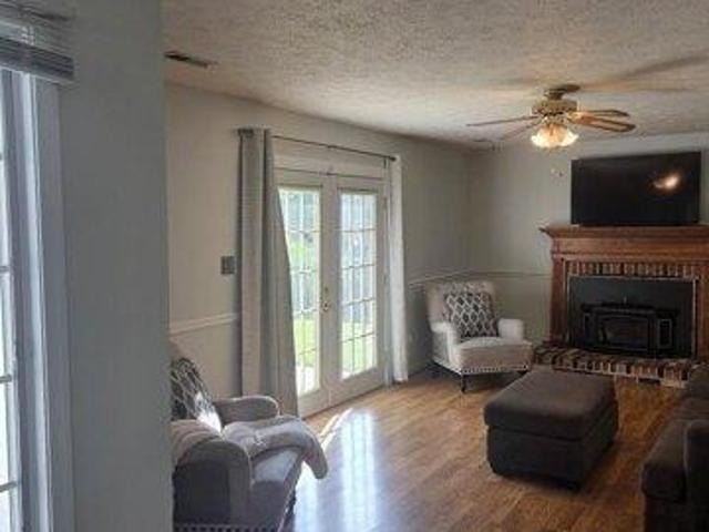 house with 4 bedroom, Waldorf MD ES104906566