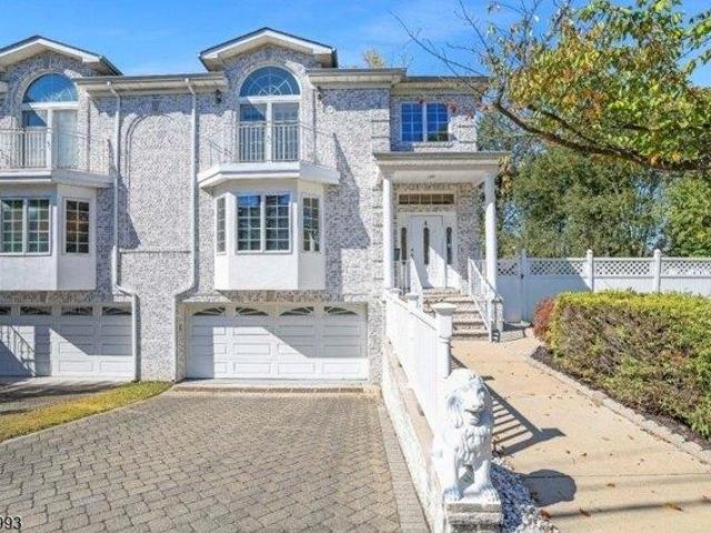 house with 4 bedroom, Waldwick NJ DS101748286