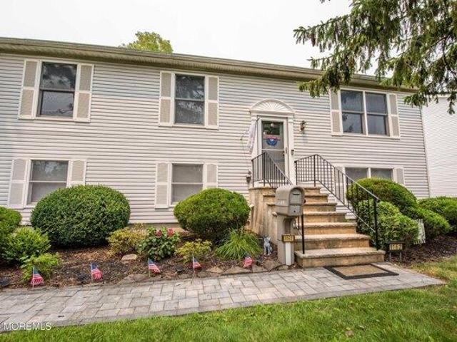 house with 4 bedroom, Wall NJ ES104650313