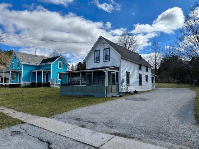 house with 4 bedroom, Wallingford VT DLS102254985