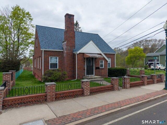 house with 4 bedroom, Wallingford CT DS103073175