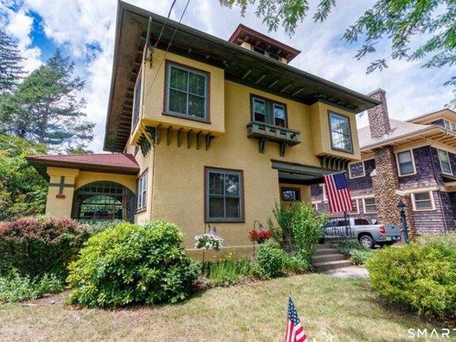 house with 4 bedroom, Wallingford CT DS104075085