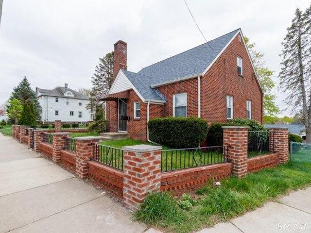 house with 4 bedroom, Wallingford CT ES103073175