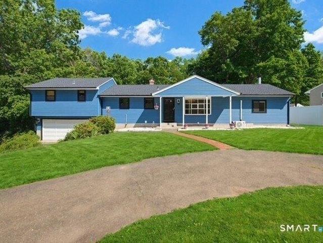 house with 4 bedroom, Wallingford CT ES104115544