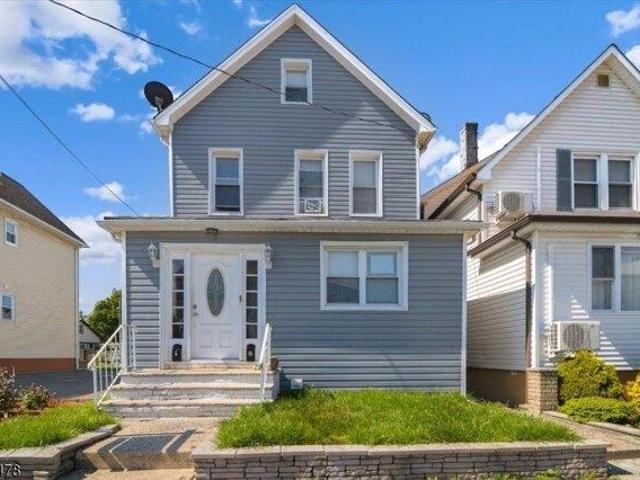 house with 4 bedroom, Wallington NJ DLS102064530