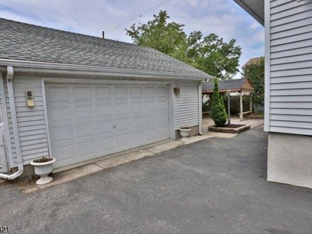 house with 4 bedroom, Wallington NJ ES104191121