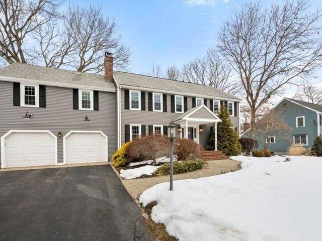 house with 4 bedroom, Walpole MA DLS102762134
