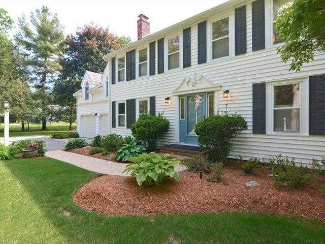 house with 4 bedroom, Walpole MA DLS102708457