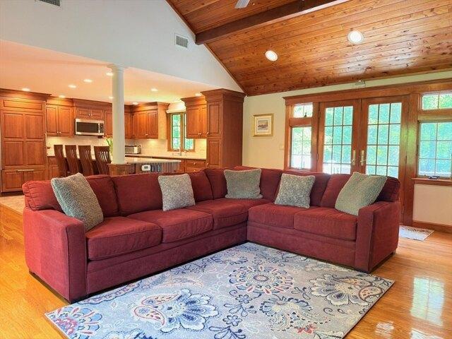 house with 4 bedroom, Walpole MA DS104299721