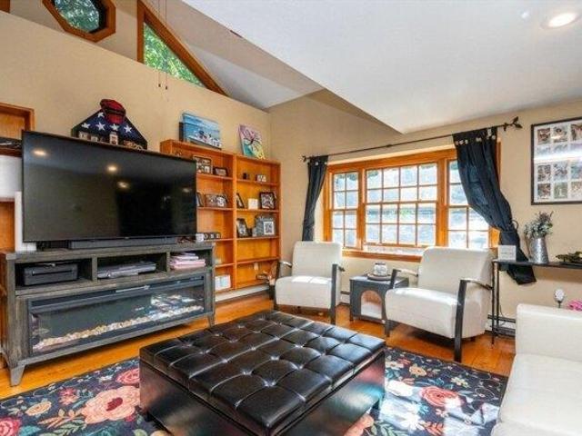 house with 4 bedroom, Walpole MA DS102594510