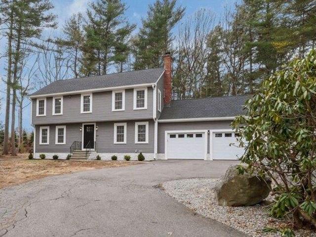 house with 4 bedroom, Walpole MA DS103020492