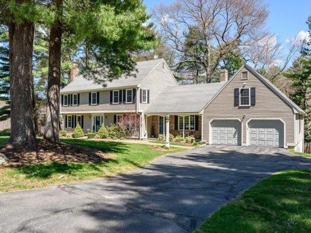 house with 4 bedroom, Walpole MA DS103099101