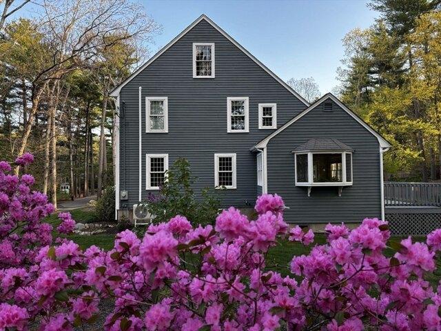 house with 4 bedroom, Walpole MA ES104265132