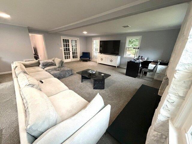 house with 4 bedroom, Walpole MA ES105173589