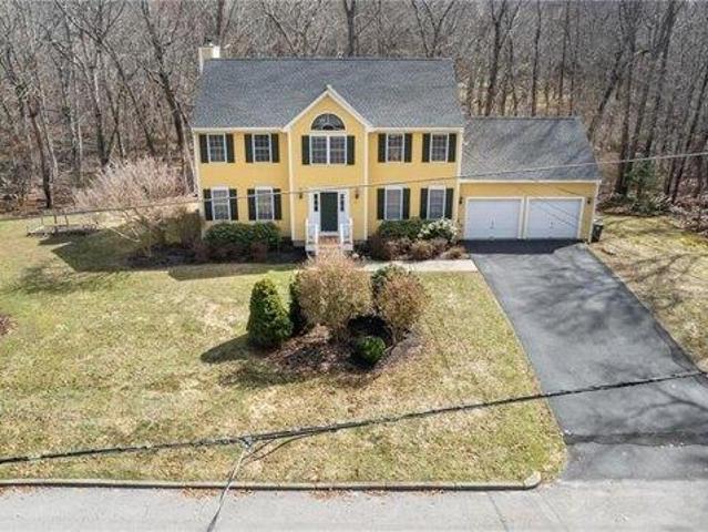 house with 4 bedroom, Warwick RI DLS102156811