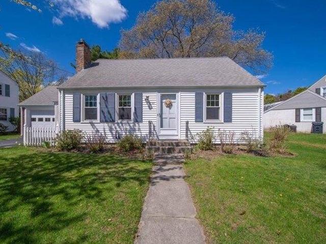 house with 4 bedroom, Warwick RI DLS102777318