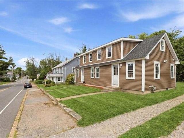 house with 4 bedroom, Warwick RI DS104042461