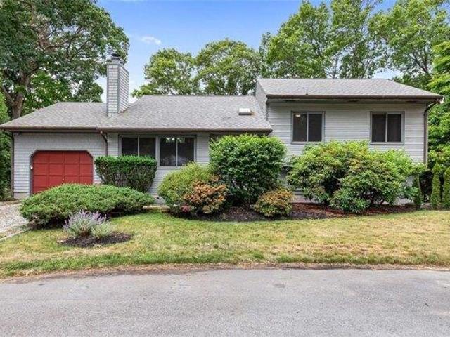 house with 4 bedroom, Warwick RI DS104332685